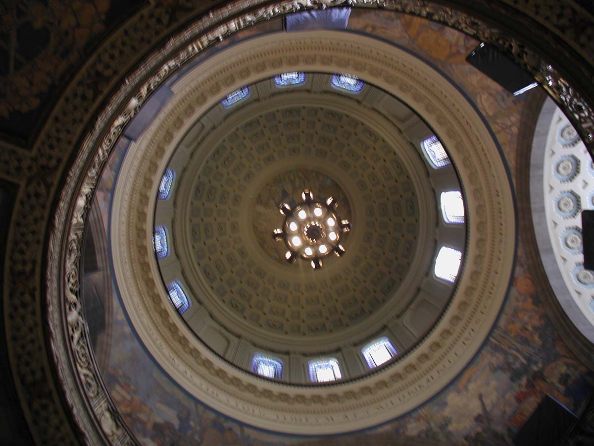 Locations Hub - Jefferson City Capitol