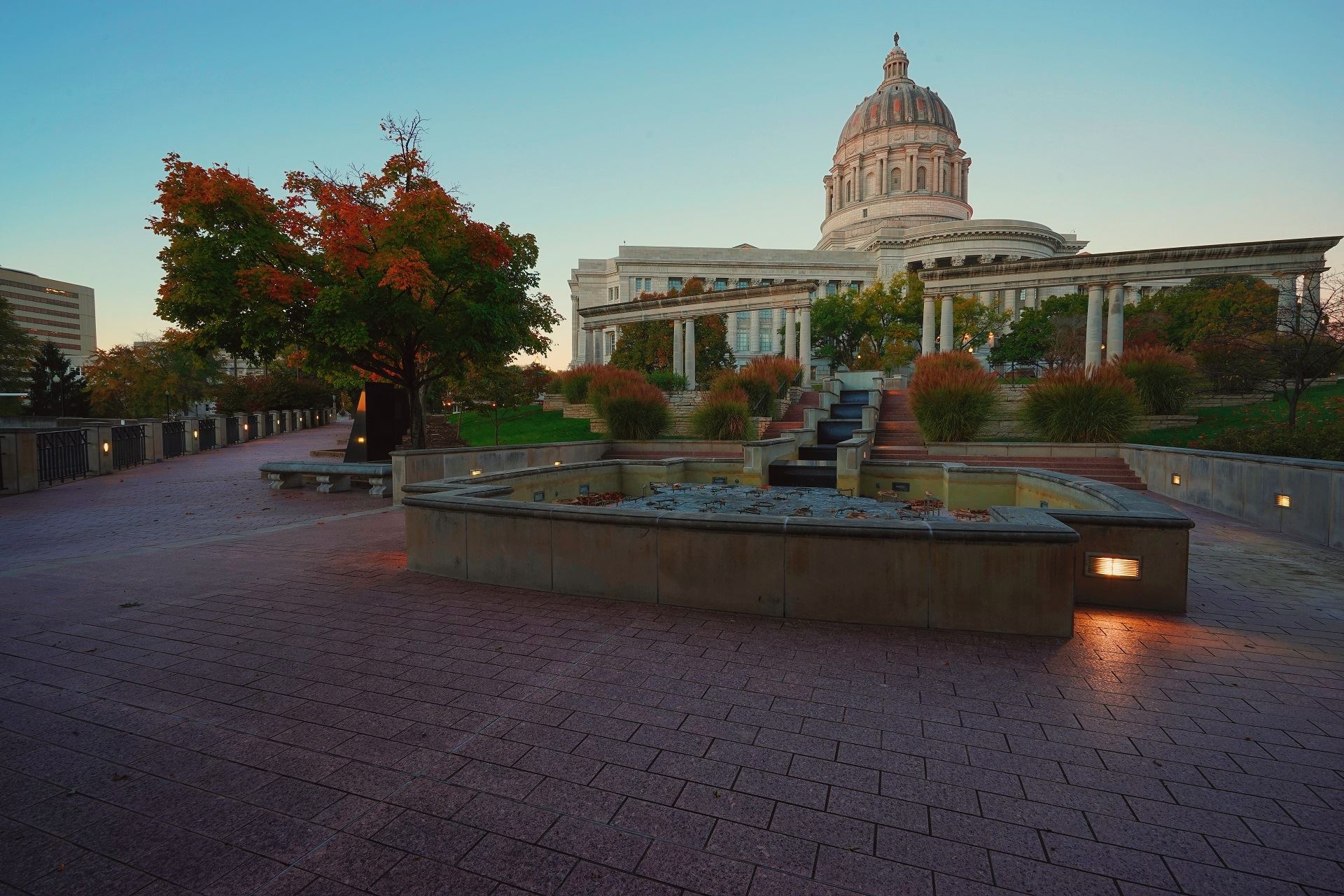 Locations Hub - Jefferson City Capitol