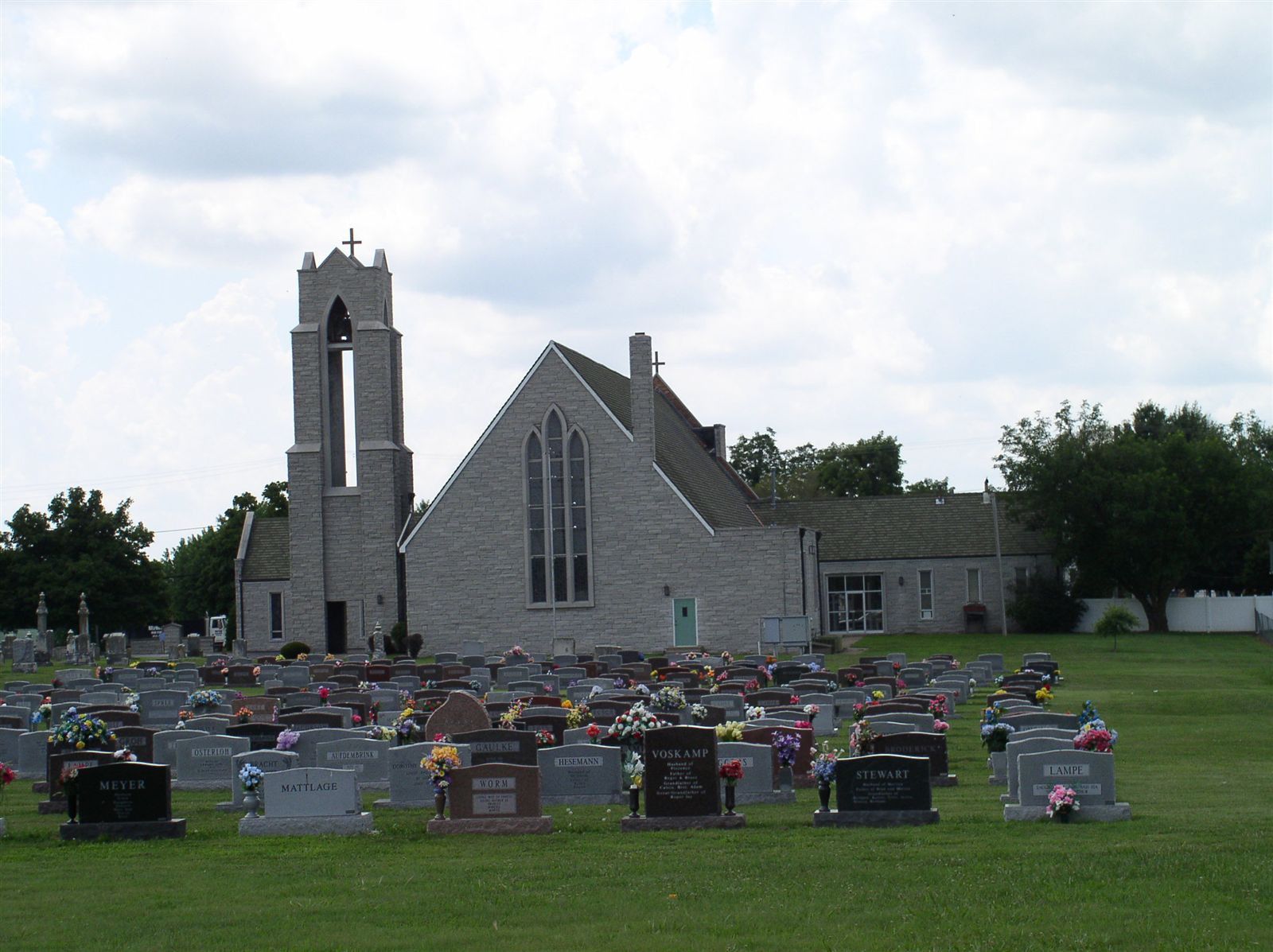 Locations Hub - Trinity Lutheran Church